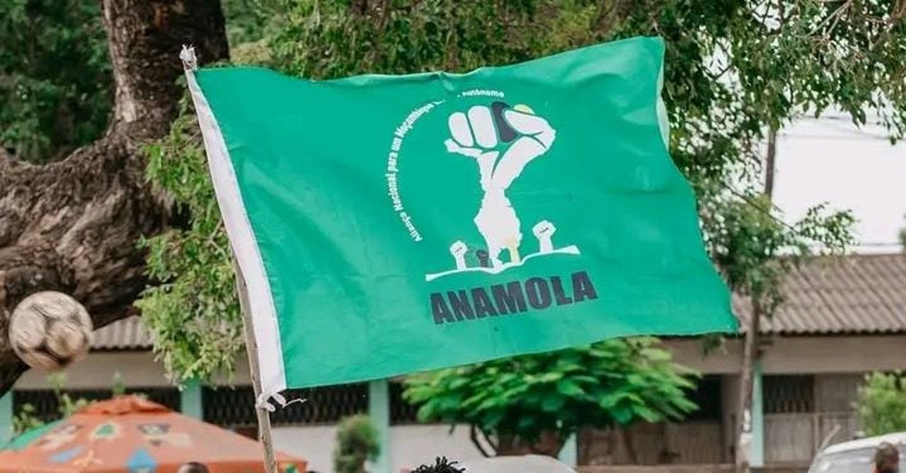 Famílias expulsas do bairro por apoiar o ANAMOLA em Mandimba - Portal ...